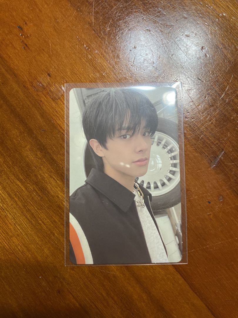 jake down pc, Hobbies & Toys, Memorabilia & Collectibles, K-Wave on ...