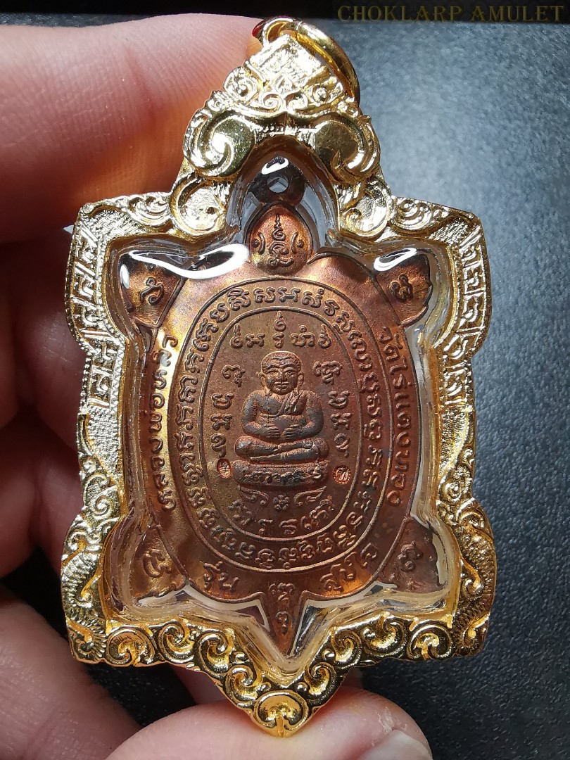 Lp Liew(龙婆柳）Phaya Tao Roon Sukjai(素材）, Hobbies & Toys, Memorabilia & Collectibles, Religious ...