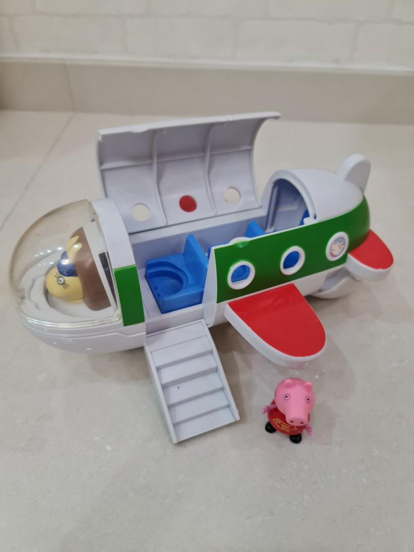 Peppa Pig Aeroplane, Hobbies & Toys, Toys & Games on Carousell