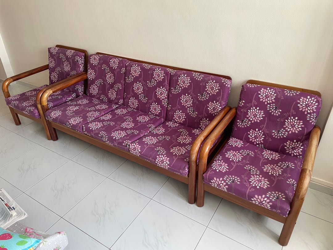 Sofa Set + table , Furniture & Home Living, Furniture, Sofas on Carousell