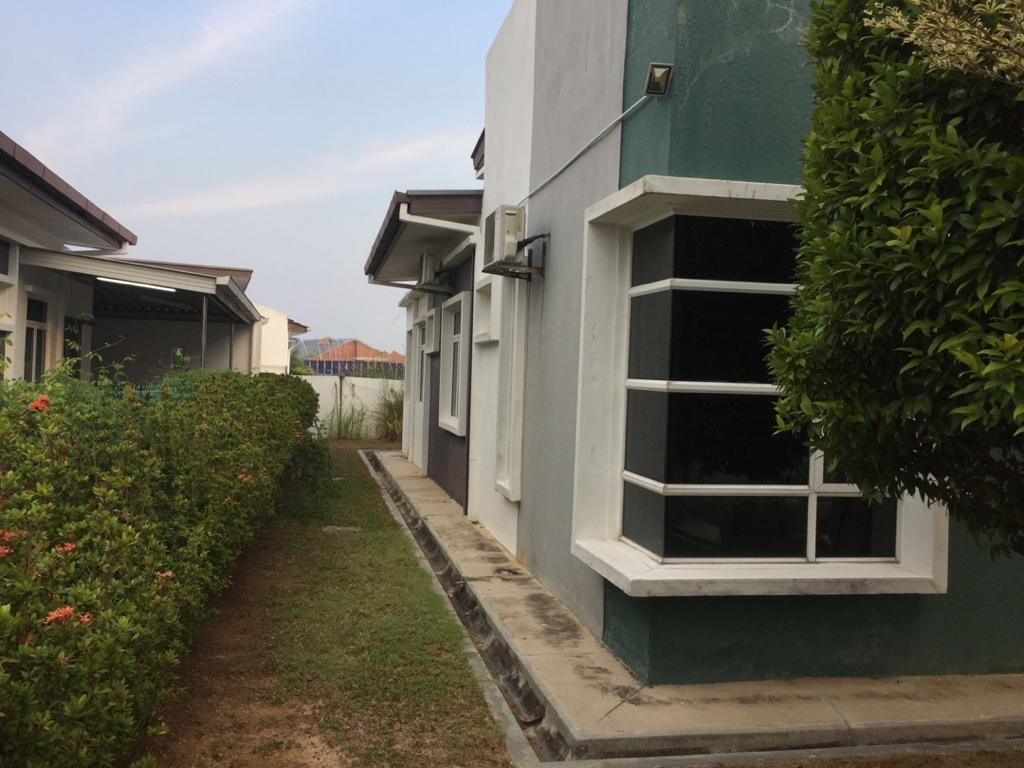 [WTS] Paya Rumput Perdana Single Storey bungalow, Property, For Sale on ...