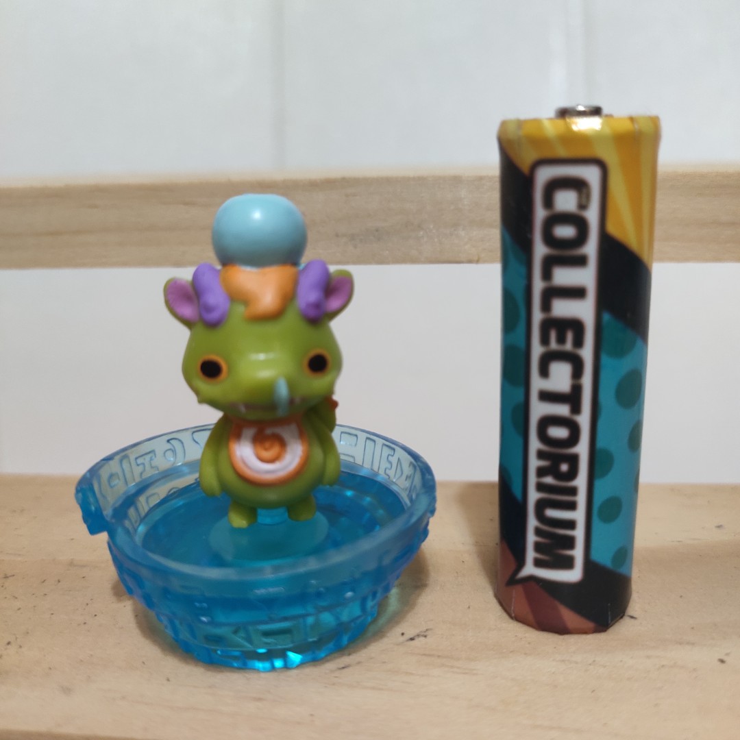 Yo-kai Watch Draggie Gashapon, Hobbies & Toys, Toys & Games on Carousell