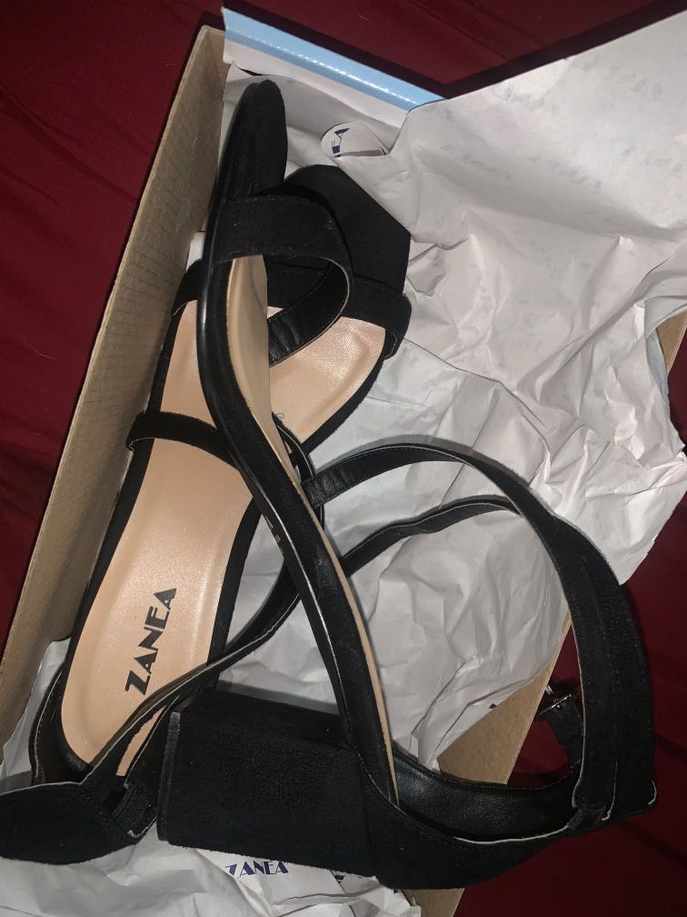 Zanea heels, Women's Fashion, Footwear, Heels on Carousell