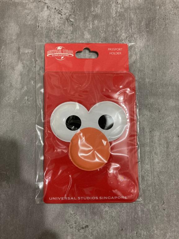 全新 新加坡環球影城 芝麻街 卡套 Universal Studios Singapore Elmo Passport Holder, 女裝 ...