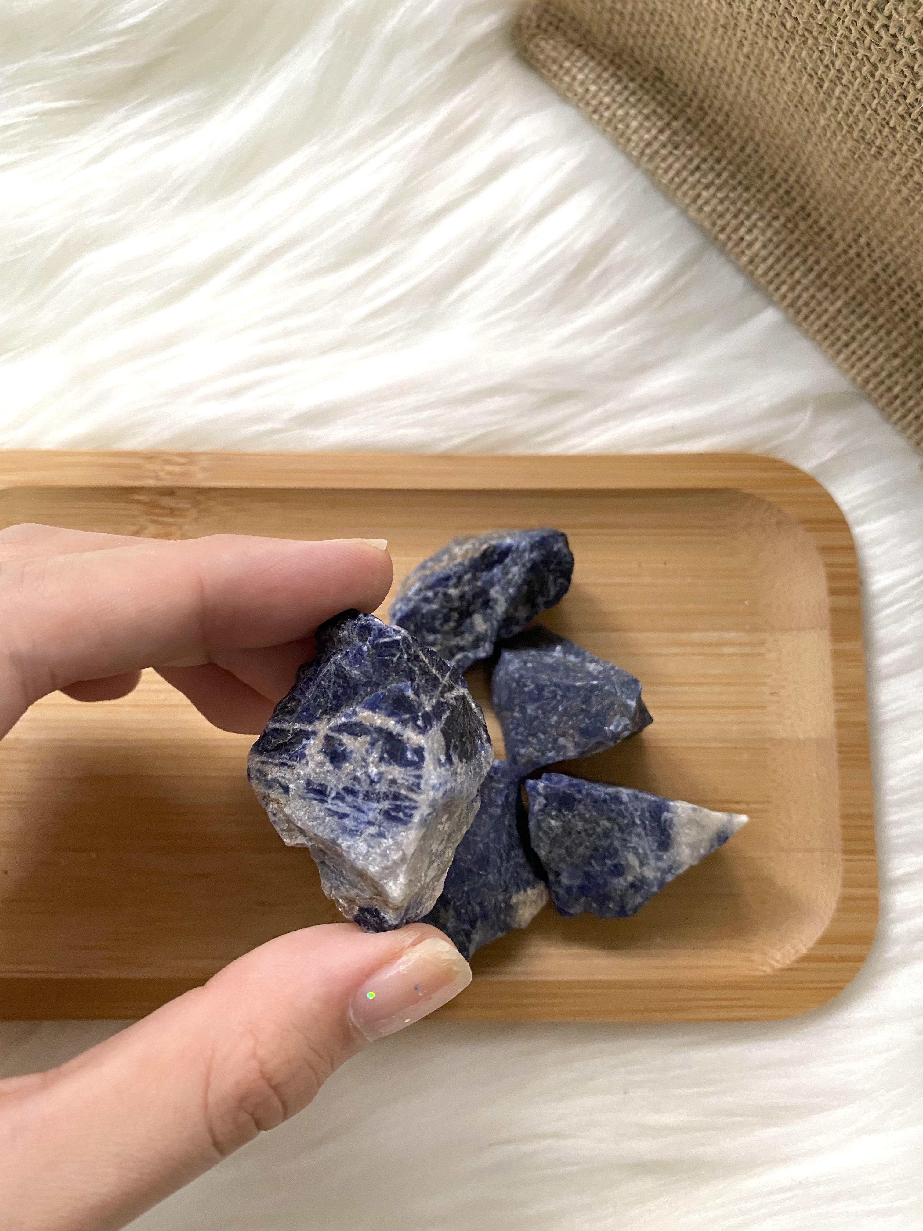 SG READY STOCK Sodalite Raw Chunk, Women's Fashion, Jewelry ...