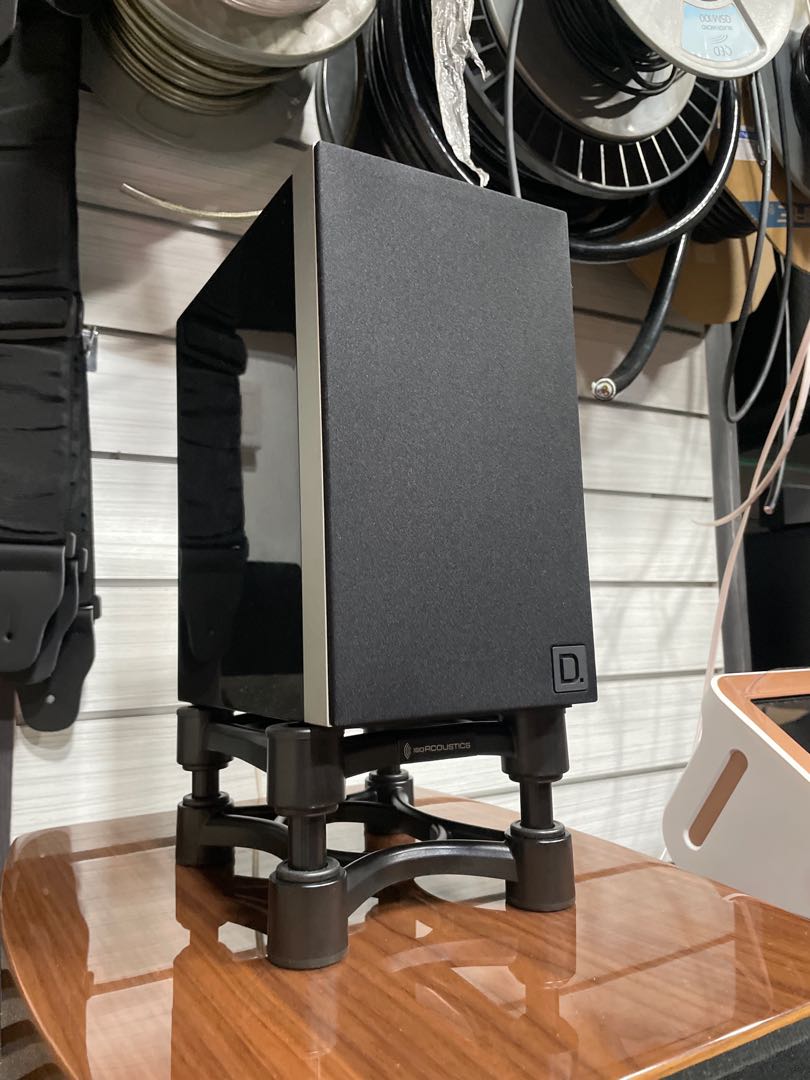 Definitive technology d7 bookshelf speaker, Audio, Soundbars, Speakers ...