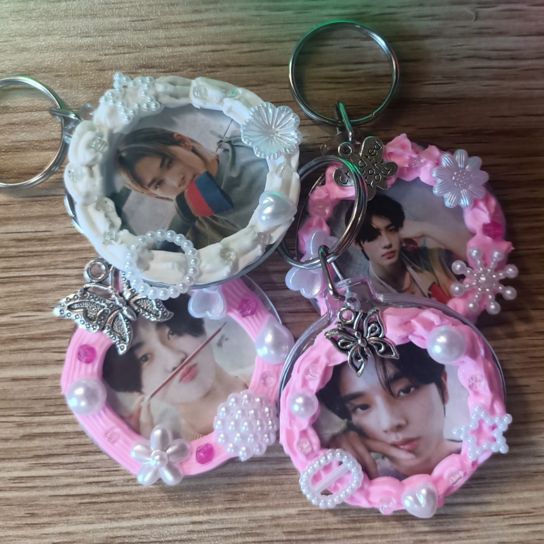 ENHYPEN keychain photo from official album keyring, Hobbies & Toys ...