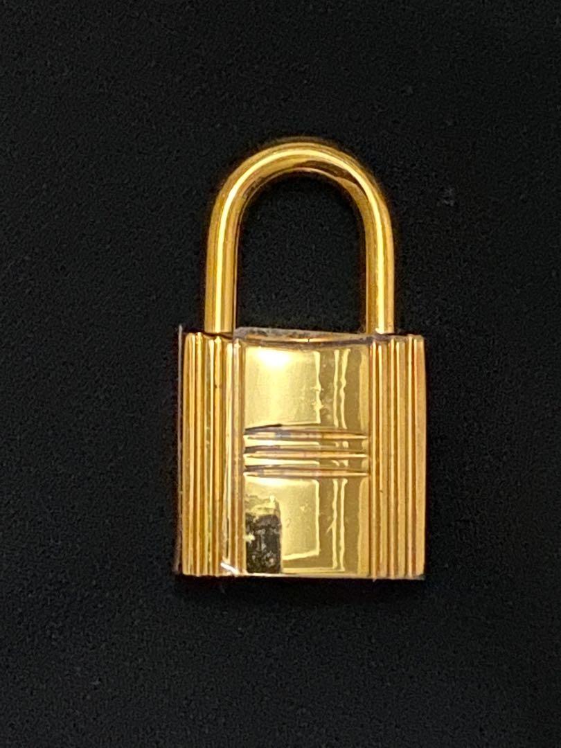 Hermes Birkin Bag Lock Authentic, Fesyen Wanita, Aksesoris di Carousell