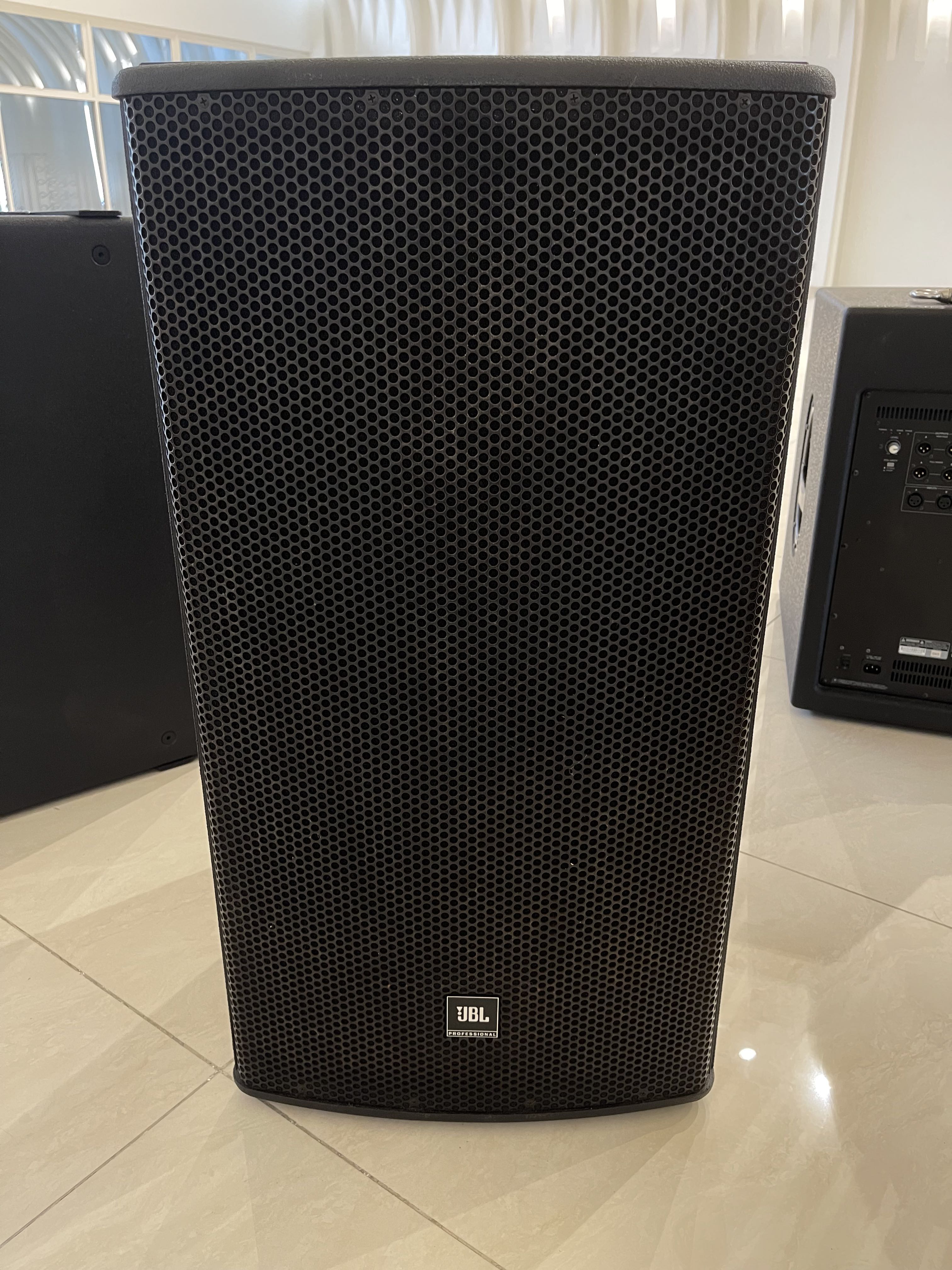 JBL AM5215 AM5212, Audio, Soundbars, Speakers & Amplifiers on Carousell