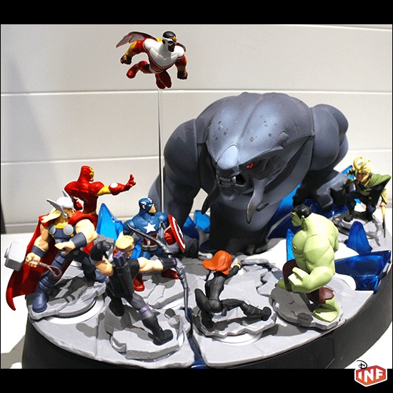 Marvel Avengers Limited Edition Disney Infinity Base, Hobbies & Toys ...