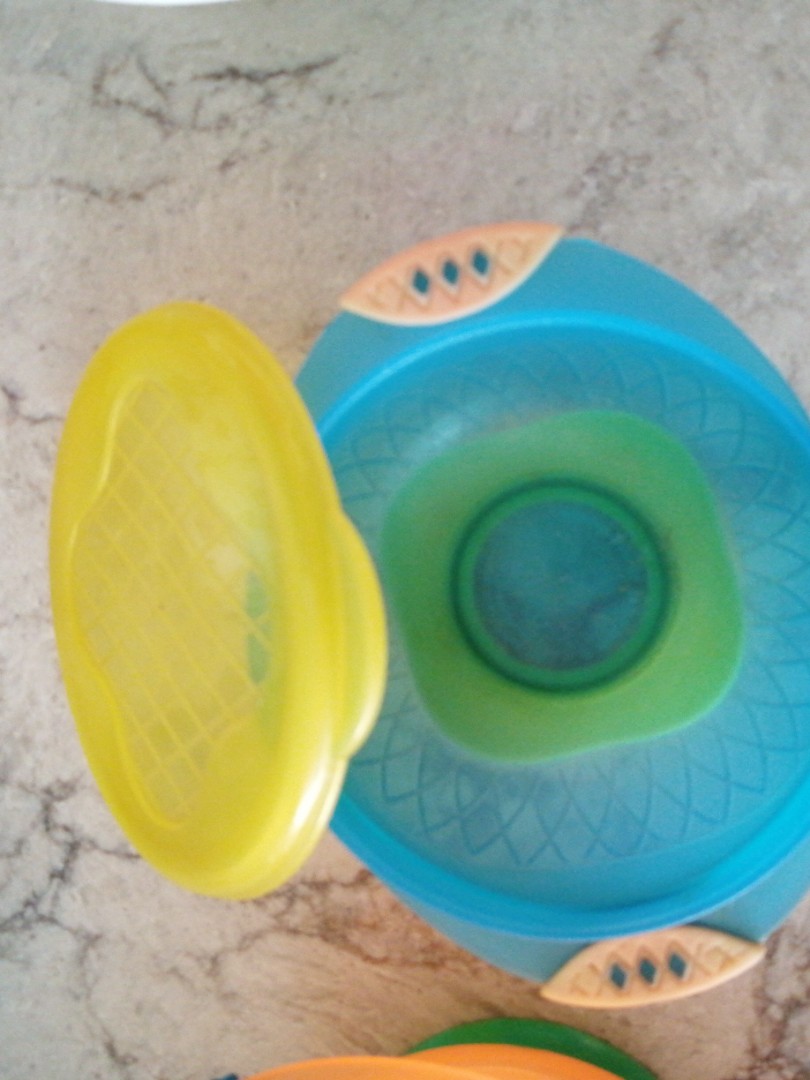 Munchkin snack bowl tupperware, Furniture & Home Living, Kitchenware ...