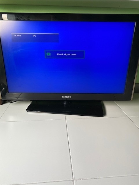 Old Samsung TV for sale, TV & Home Appliances, TV & Entertainment, TV ...