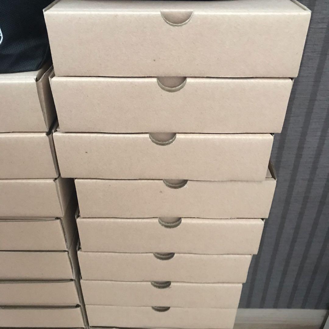 Pizza box ukuran 20x20x5 cm polos, Desain & Kerajinan Tangan, Alat ...