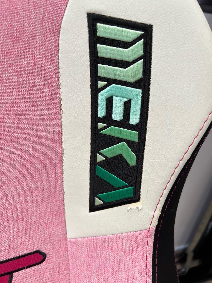 Secretlab pink Dva fabric mesh Omega chair, Furniture & Home Living ...