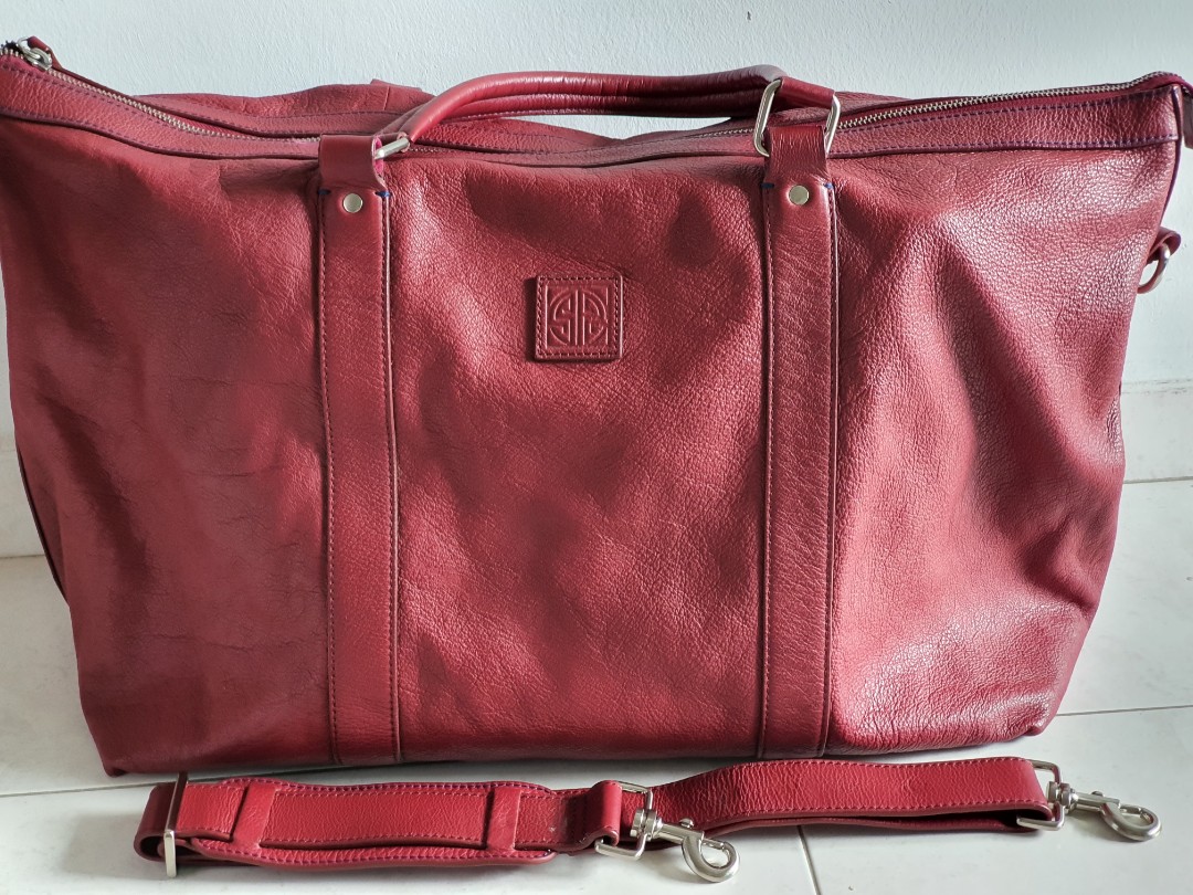 Shanghai Tang New Pebble Carryall Bag, Men's Fashion, Bags, Sling Bags ...