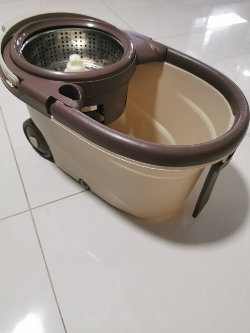 Spin mop bucket only, Furniture & Home Living, Cleaning & Homecare ...