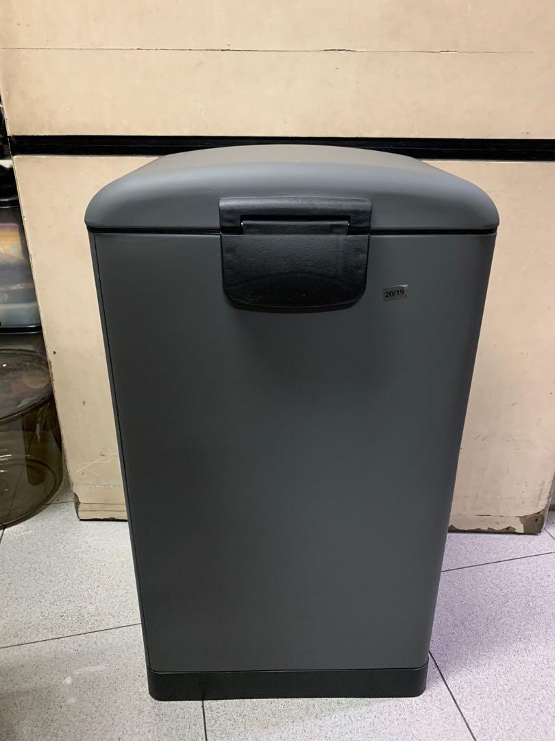 Anko 30L Rectangular Soft Close Lid Pedal Bin, Matte Grey, Matte Gray ...