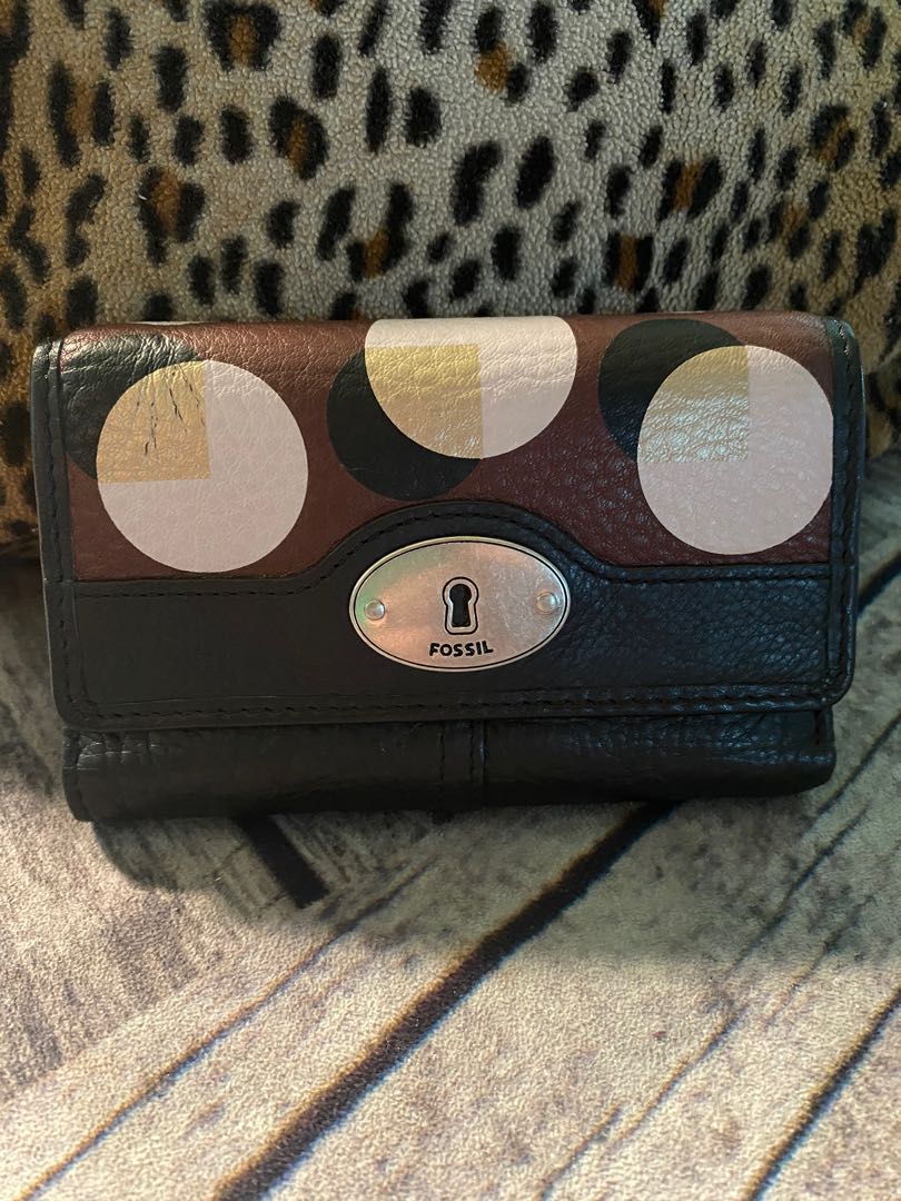 Authentic FOSSIL WALLET, Women's Fashion, Bags & Wallets, Wallets ...