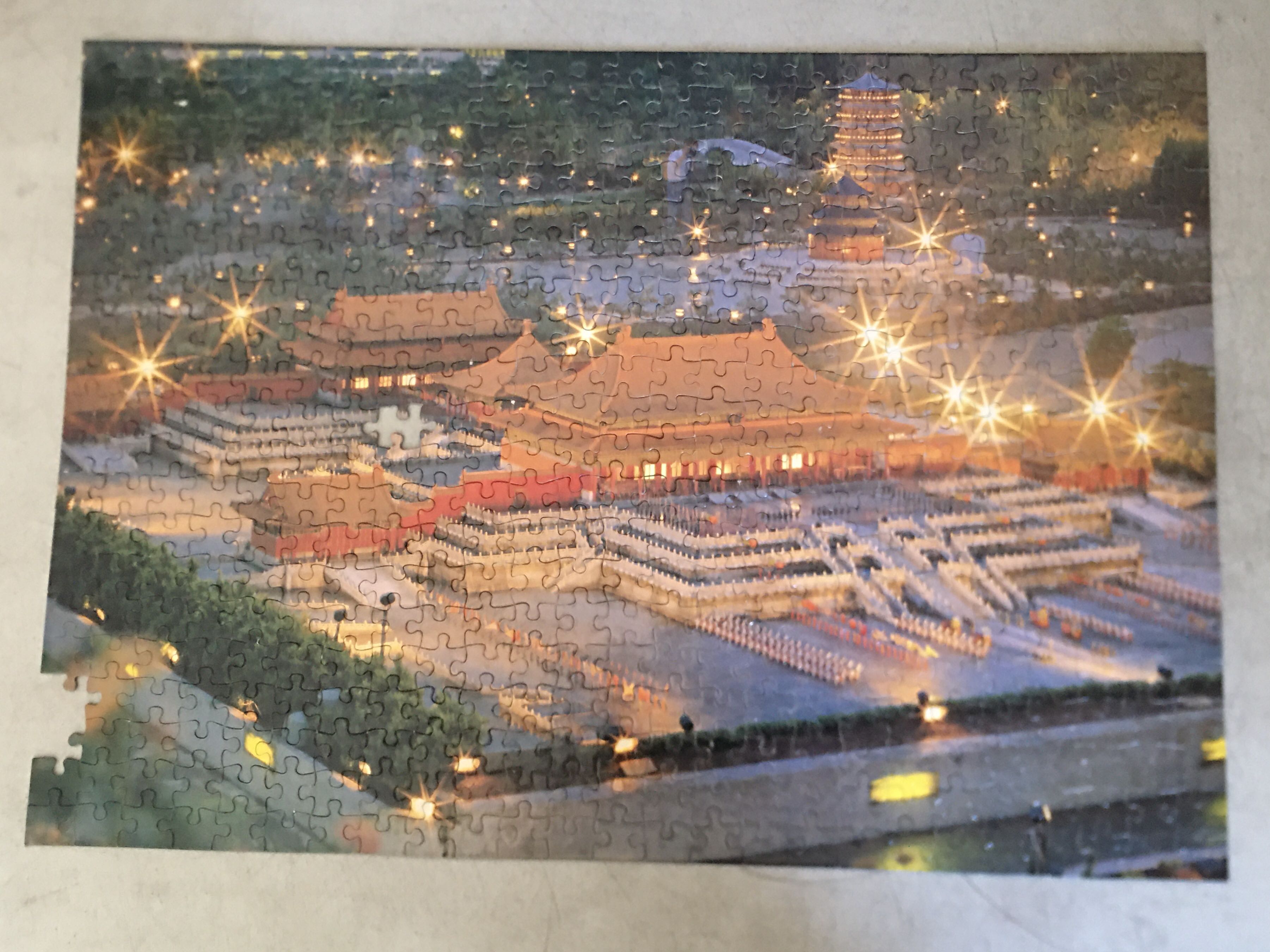 Jigsaw Puzzle - China Tiananmen Square - Missing pieces - PreLoved ...