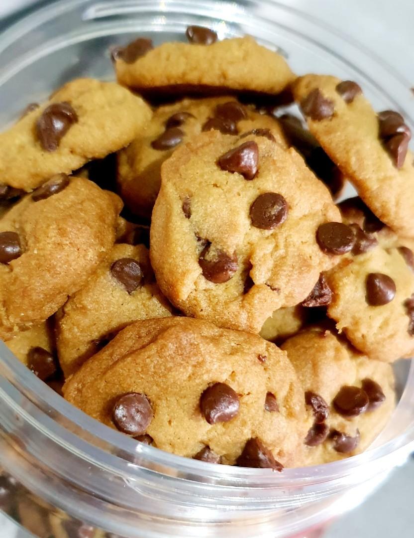 Mimi&Cookies, Food & Drinks, Homemade Bakes on Carousell