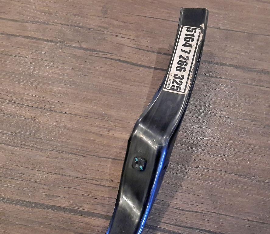 NEW GENUINE BMW 1 3 4 SERIES FRONT BUMPER LOWER MOUNT 7266325, Auto ...