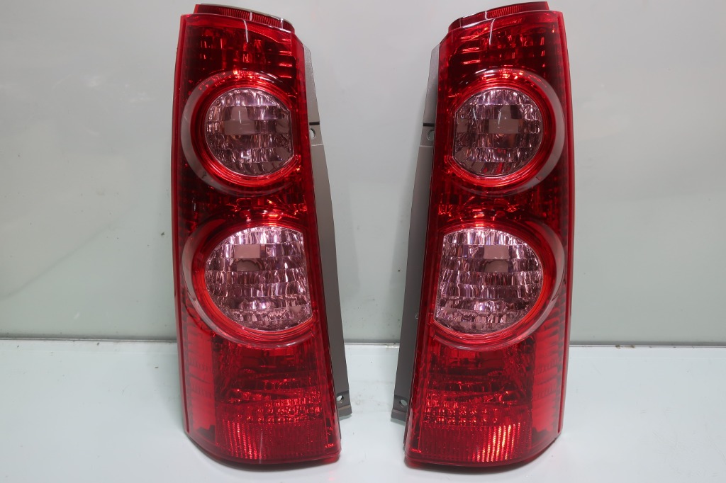 (Ready Stock) NEW Toyota Avanza Rear Light Lamp Tail Lights Lamps Lampu ...