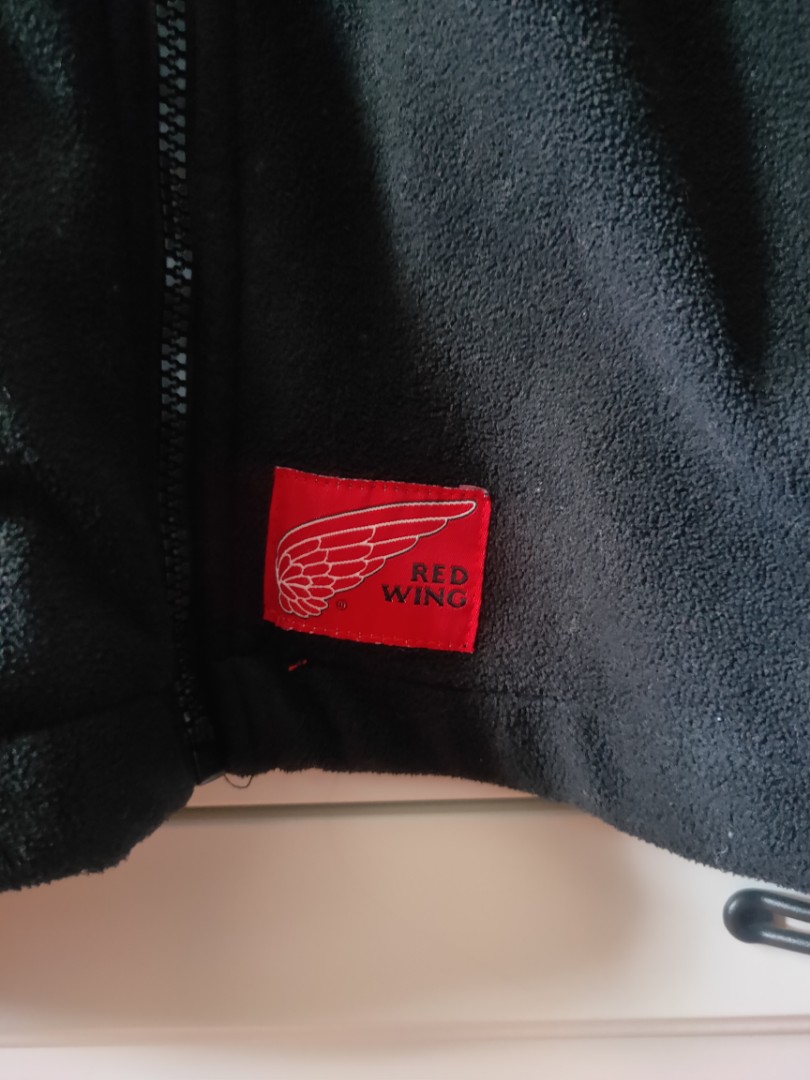 Red Wing Peach Fleece Jacket, Men's Fashion, Coats, Jackets and ...