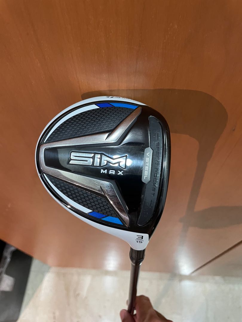 Taylormade SIM Max 3W, Sports Equipment, Sports & Games, Golf on Carousell