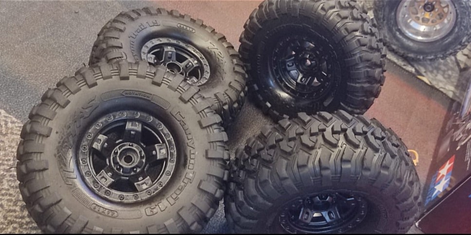 Traxxas TRX4 canyon trail original wheels, Hobbies & Toys, Toys & Games ...