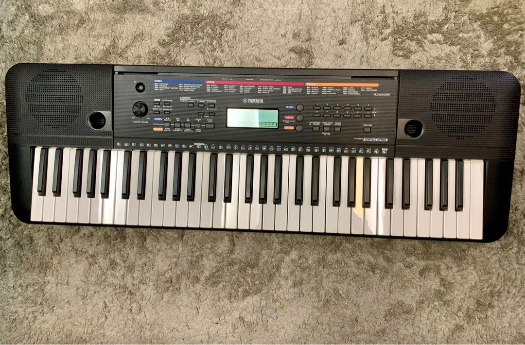 YAMAHA PSR-E263 61-Key Portable Keyboard, Hobbies & Toys, Music & Media ...