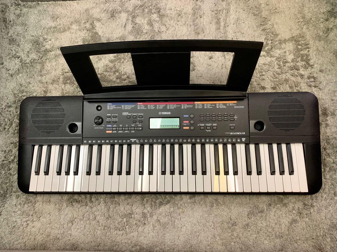 YAMAHA PSR-E263 61-Key Portable Keyboard, Hobbies & Toys, Music & Media ...