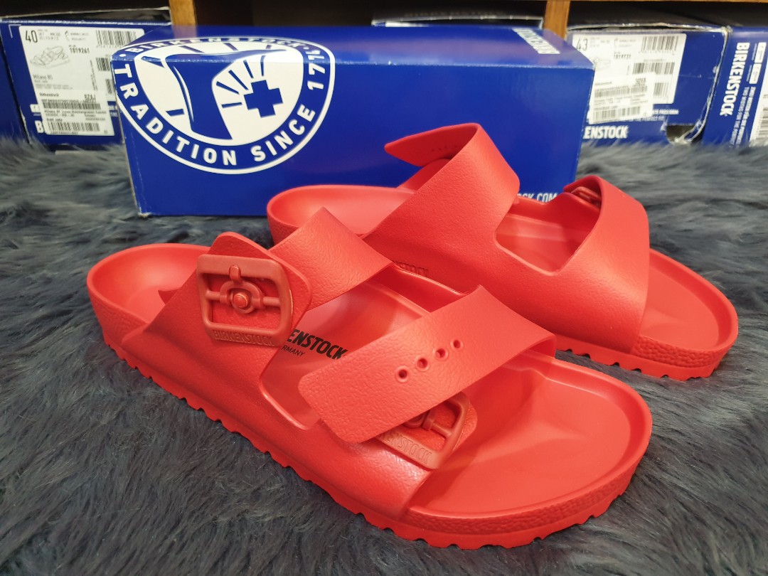 Arizona eva red, Men's Fashion, Footwear, Slippers & Slides on Carousell