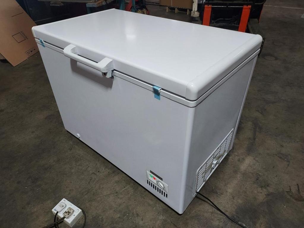 Chest Freezer - 400 litres, TV & Home Appliances, Kitchen Appliances ...