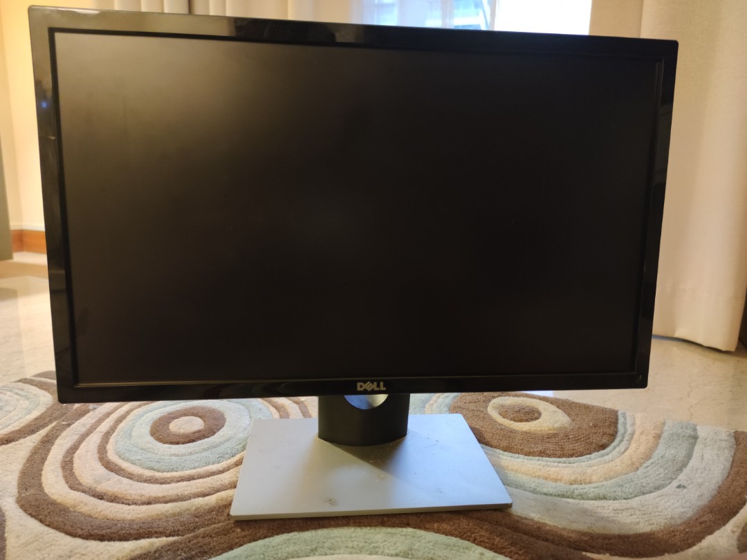 Dell 24 Inch Monitor, Computers & Tech, Desktops on Carousell