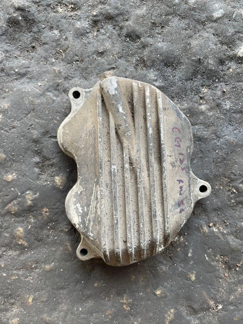 Honda cg125 engine head cover, Motorbikes on Carousell