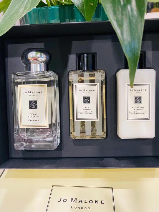 Jo Malone Gift Box, Beauty & Personal Care, Fragrance & Deodorants on ...