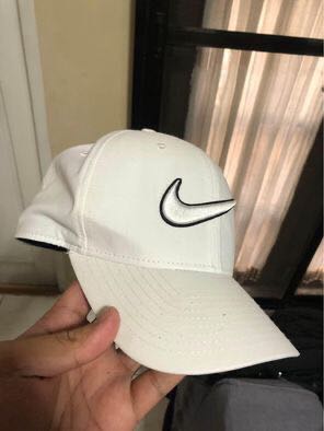 Nike Swoosh Close Cap White, Men's Fashion, Watches & Accessories, Caps ...