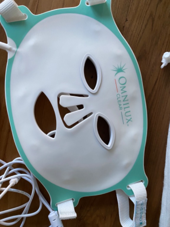 Omnilux LED blue light acne therapy mask, Beauty & Personal Care, Face ...