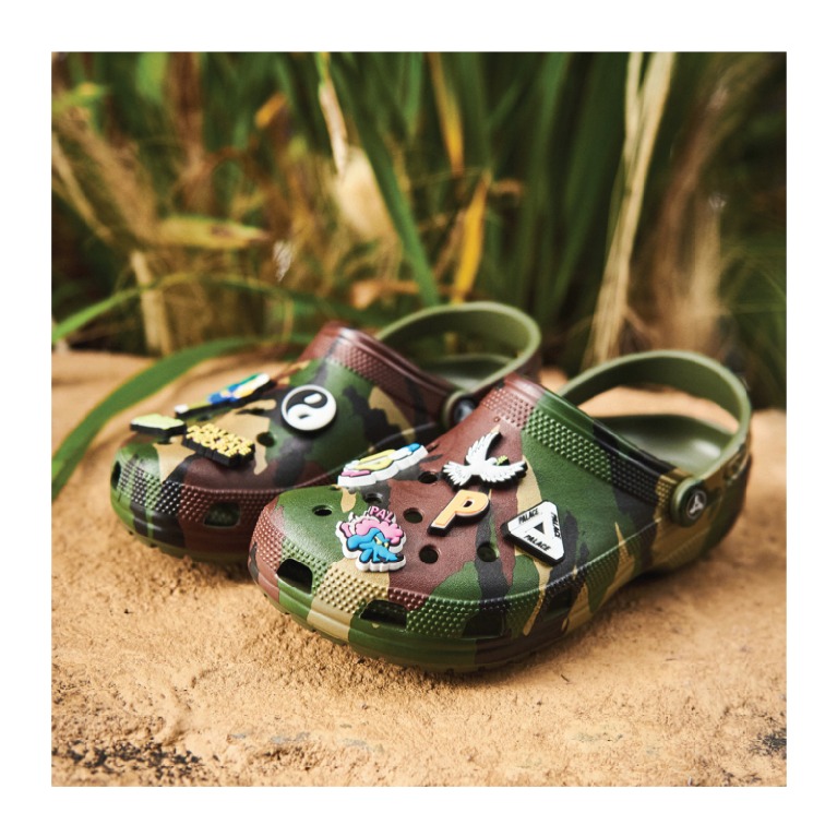 Palace x Crocs Classic Clog - Jungle Camo, Men's Fashion, Footwear ...
