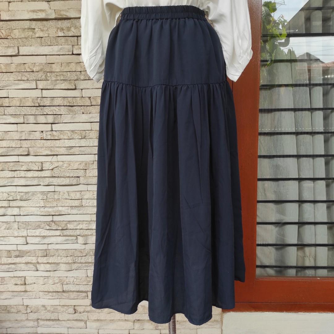 [PRELOVED] ROK MIDI PREMIUM KOREA KOREAN STYLE GEMOY CANTIK MEKAR UMPAK ...