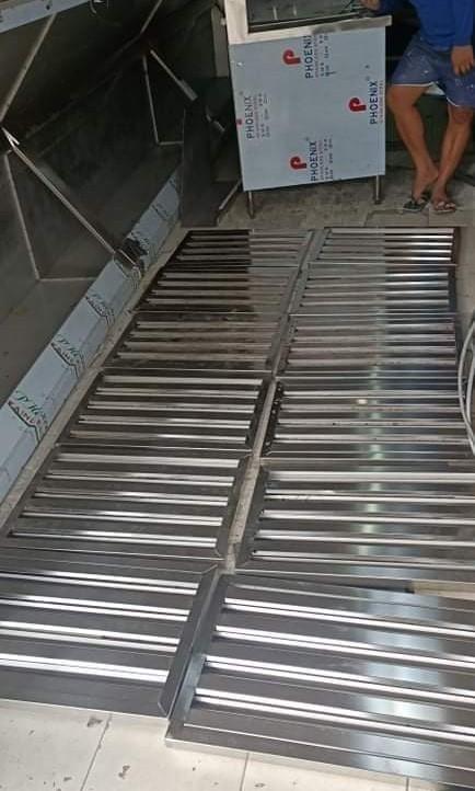 Stainless Baffle Filter, Commercial & Industrial, Construction Tools ...