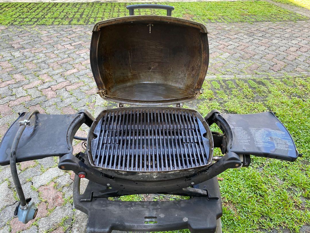 Weber Q1200, Furniture & Home Living, Outdoor Furniture on Carousell