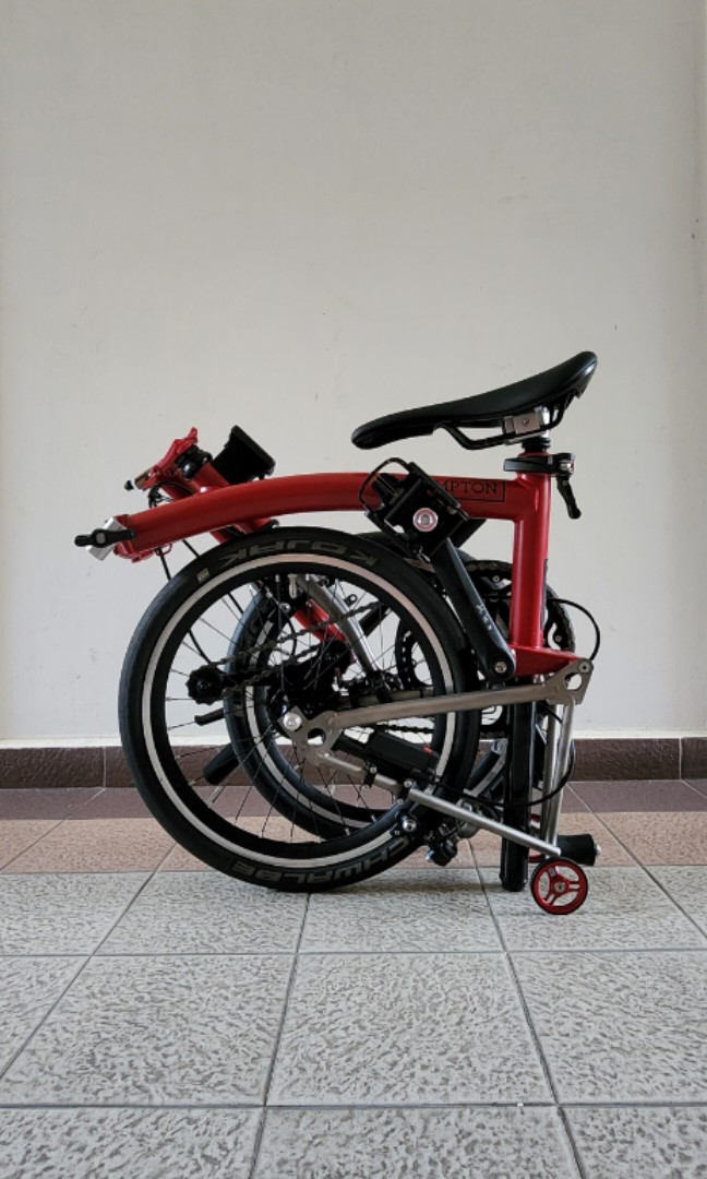 Brompton house red superlight, Sports Equipment, Bicycles & Parts ...