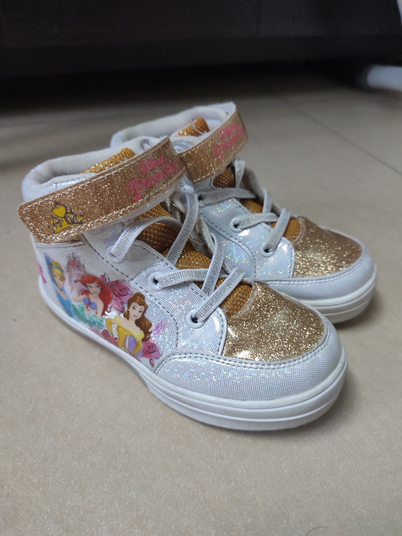 Disney Princess Light Up Shoes, Babies & Kids, Babies & Kids Fashion on ...