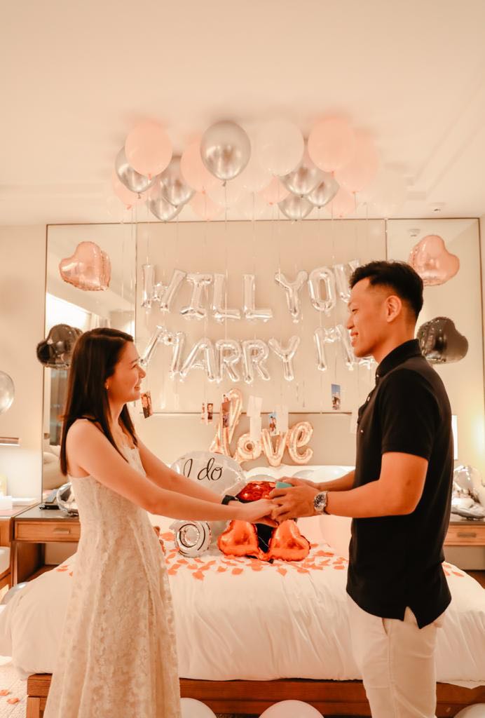 Proposal decorations suprise setup for hotel, Hobbies & Toys ...