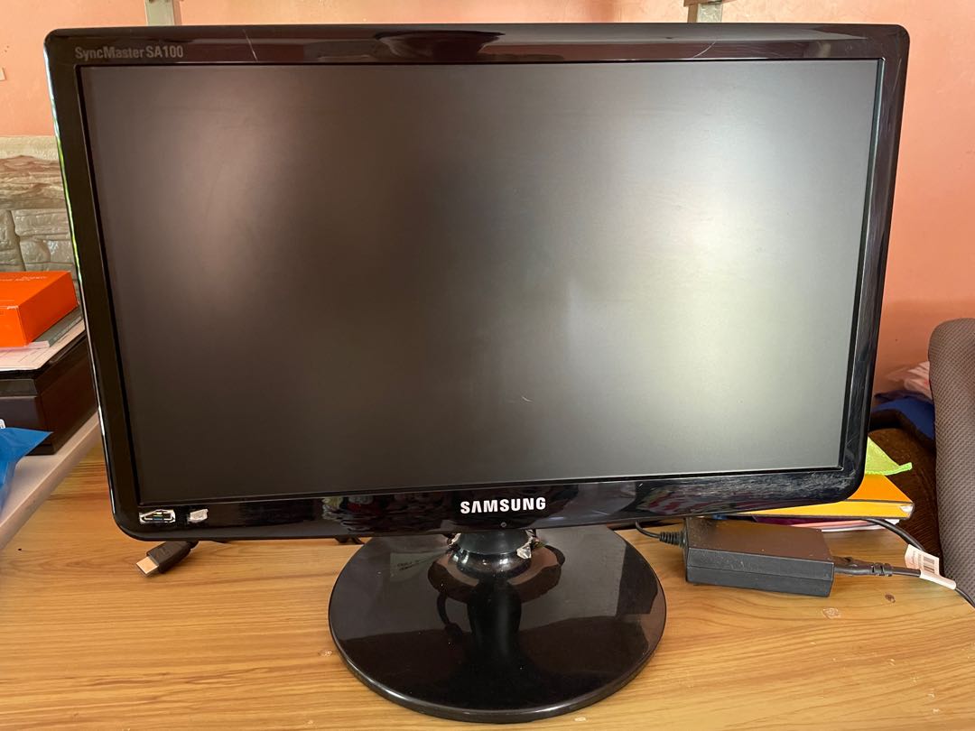 Samsung led computer monitor preloved, Computers & Tech, Parts ...