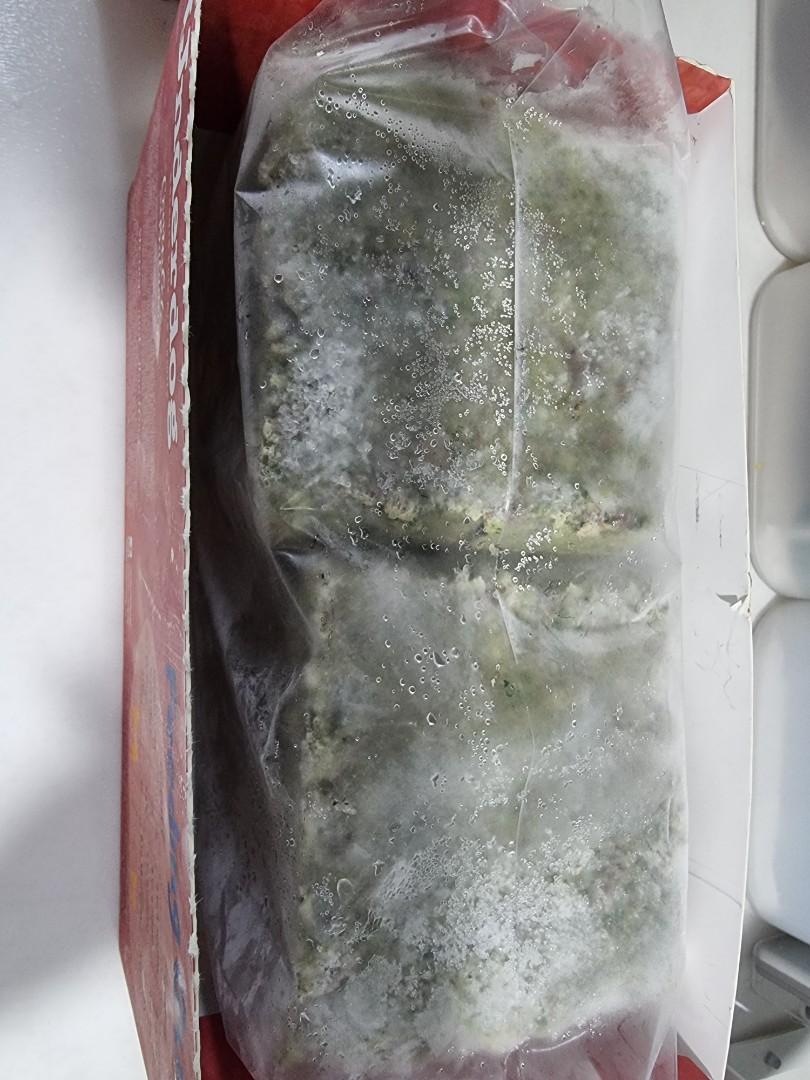 Underdog Cooked Pork & Salmon, Pet Supplies, Pet Food on Carousell