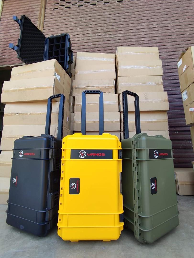 Vamos Hard Trolley Case(Small), Photography, Cameras on Carousell