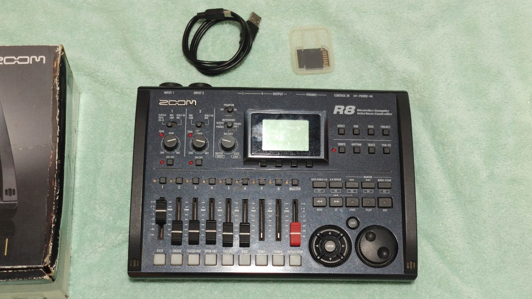 Zoom Recorder R8, Hobbies & Toys, Music & Media, Music Accessories on ...