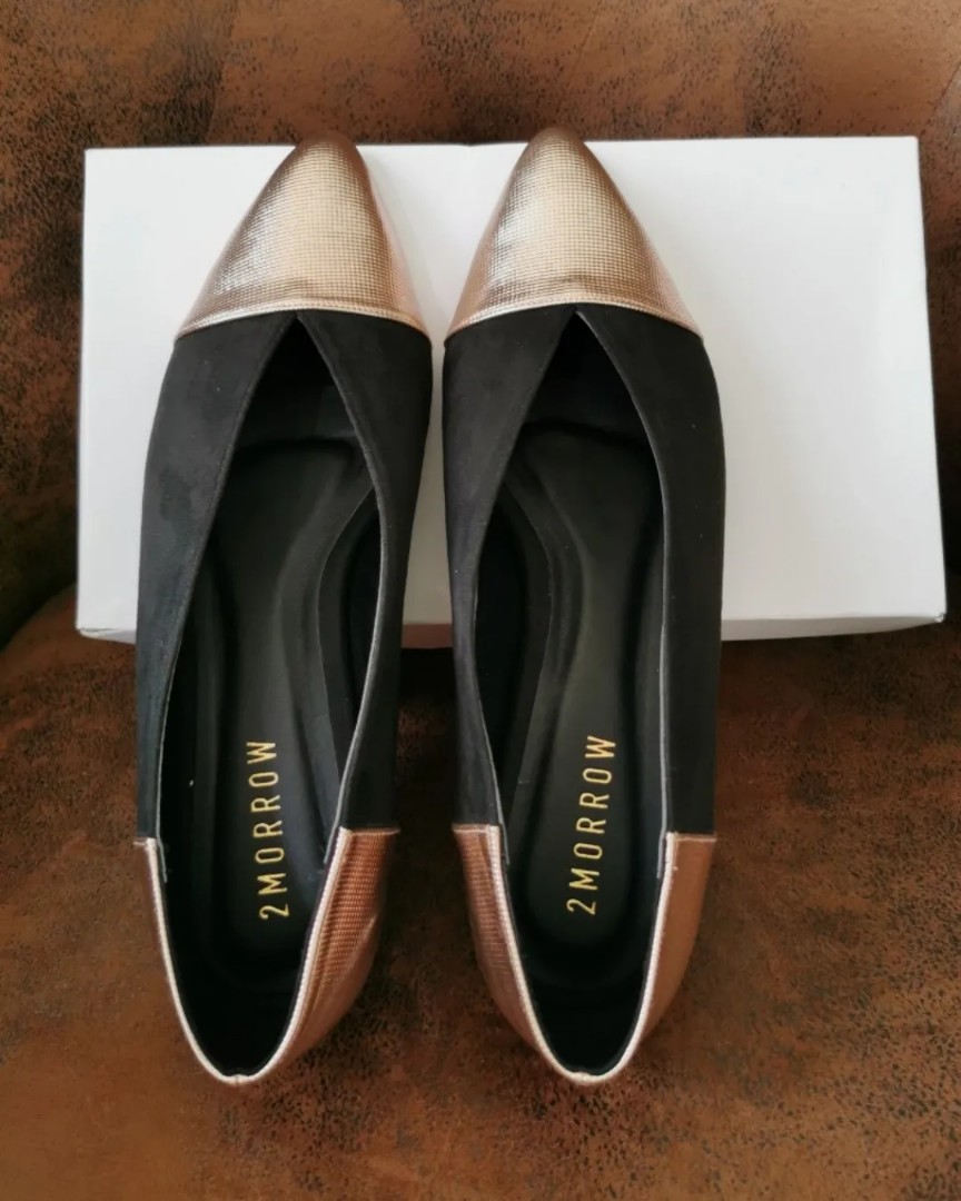 2morrow shoes, Women's Fashion, Footwear, Sneakers on Carousell